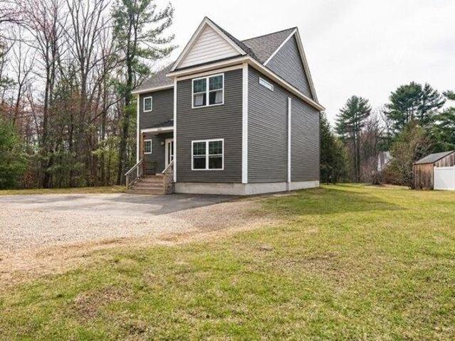 house with 3 bedroom, Rochester NH ES103223969