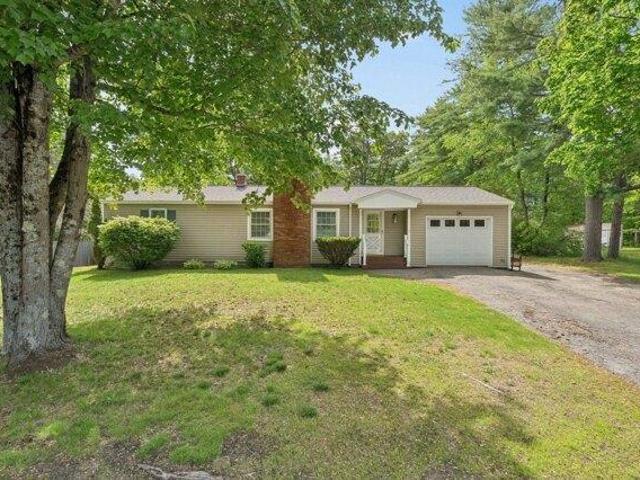 house with 3 bedroom, Rochester NH ES104477796