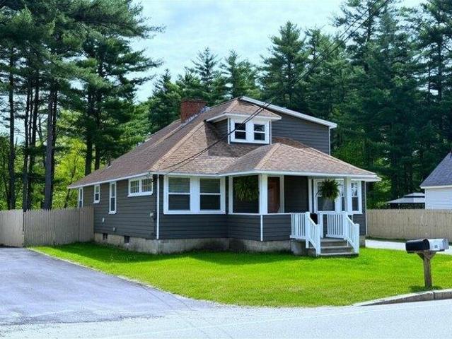 house with 3 bedroom, Rochester NH ES104604008