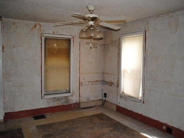 house with 3 bedroom, Rochester NH ES104791381