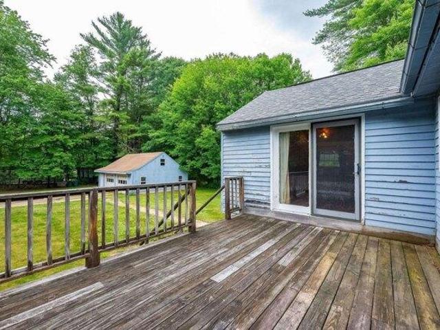 house with 3 bedroom, Rochester NH ES104834524