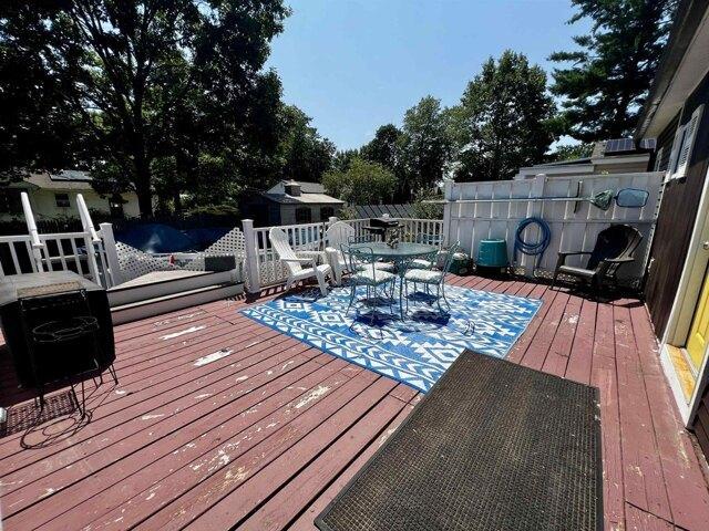 house with 3 bedroom, Rochester NH ES105172059