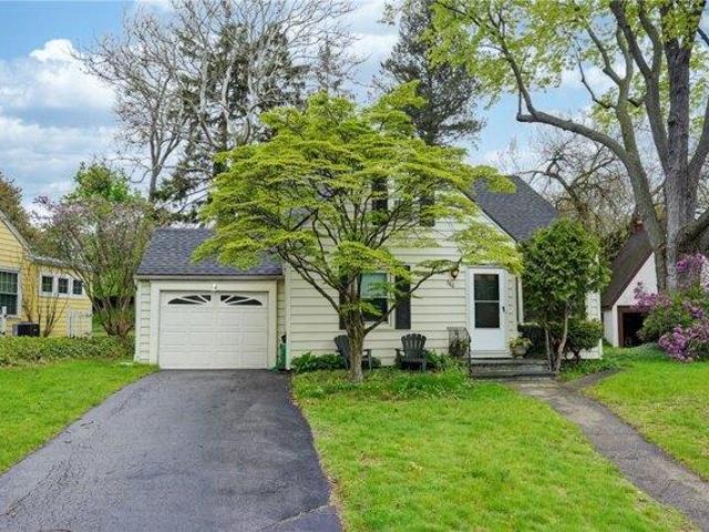 house with 3 bedroom, Rochester NY DS103625014