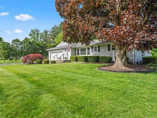 house with 3 bedroom, Rochester NY DS103627088
