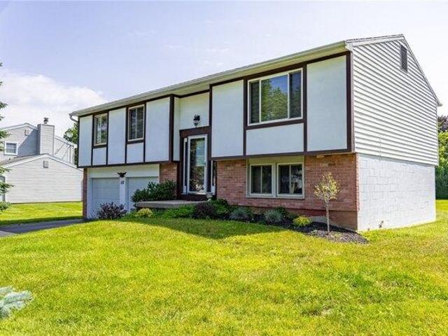 house with 3 bedroom, Rochester NY ES104905367