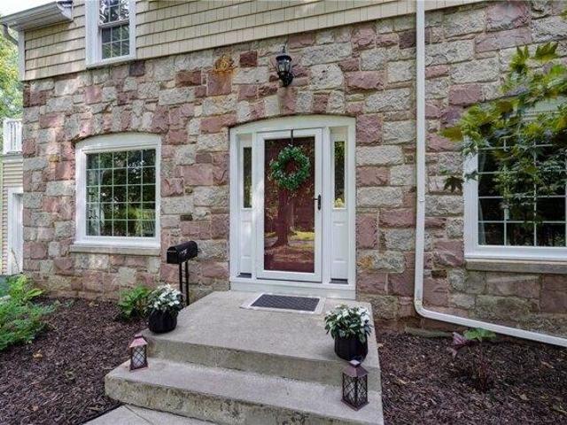house with 3 bedroom, Rochester NY ES104907398