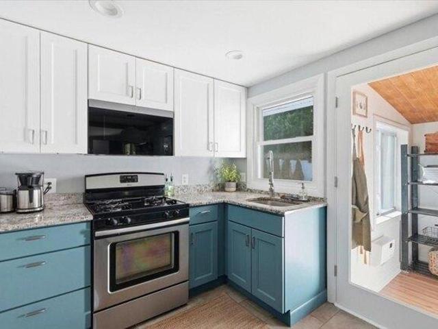 house with 3 bedroom, Rockland MA ES103931650