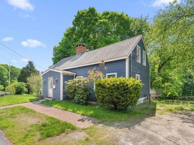 house with 3 bedroom, Rockland MA ES104849529