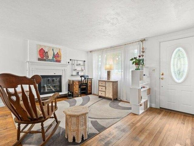 house with 3 bedroom, Rockland MA ES105081580
