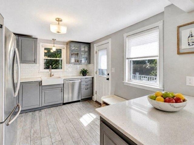 house with 3 bedroom, Rockland MA ES105123525
