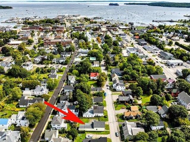 house with 3 bedroom, Rockland ME DLS101658469