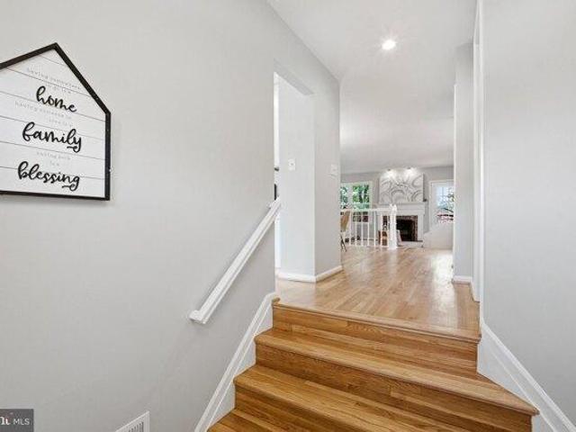 house with 3 bedroom, Rockville MD ES103601176