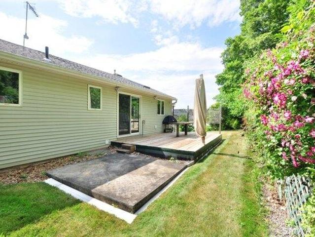 house with 3 bedroom, Rocky Hill CT ES104297779