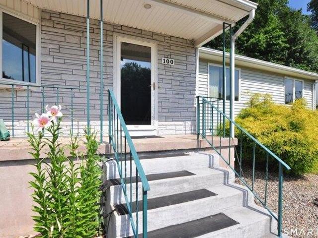 house with 3 bedroom, Rocky Hill CT ES105142088