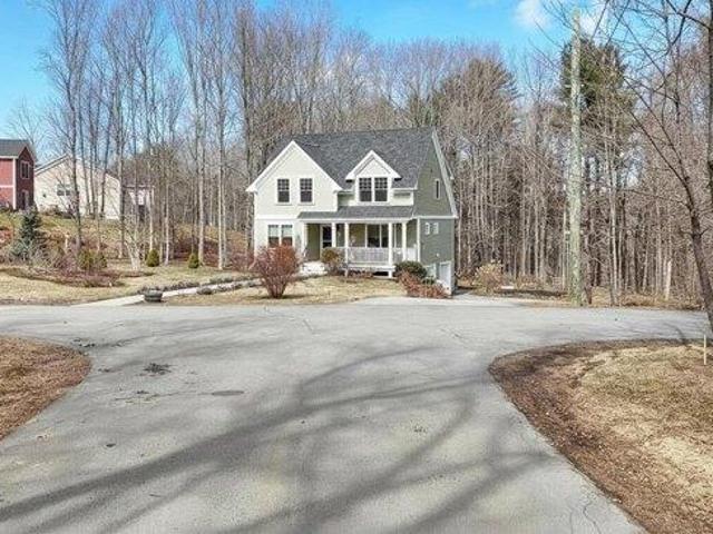 house with 3 bedroom, Rollinsford NH DS102215718
