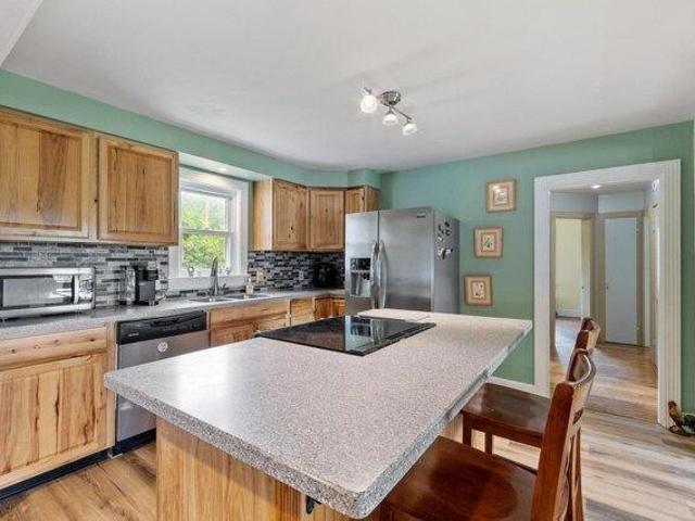 house with 3 bedroom, Rollinsford NH ES104849183