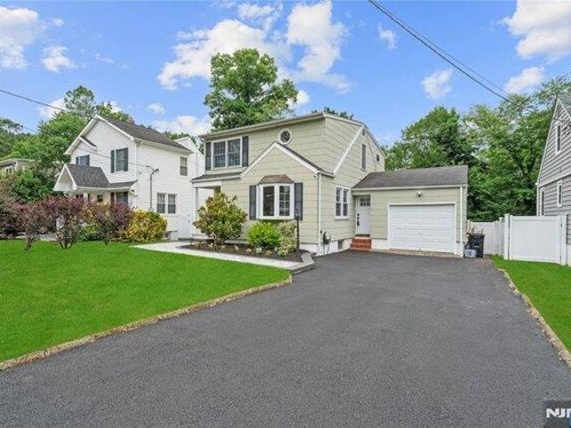 house with 3 bedroom, Roseland NJ DS104351663