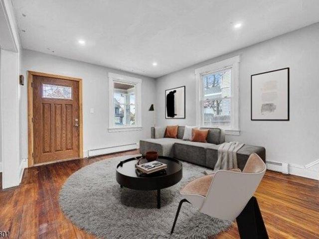 house with 3 bedroom, Roselle NJ ES104479983