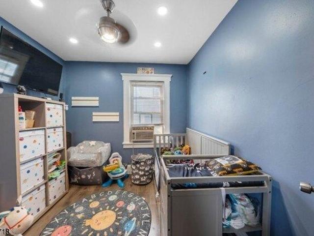 house with 3 bedroom, Roselle NJ ES105173279