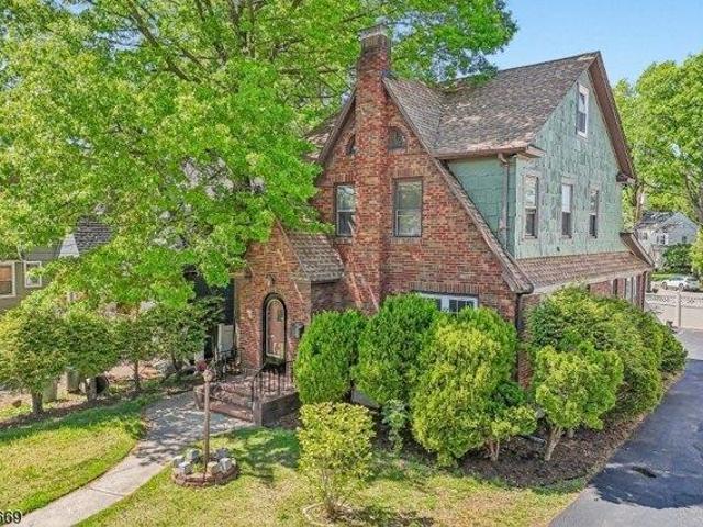 house with 3 bedroom, Roselle Park NJ DLS102562684