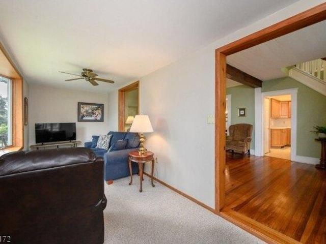 house with 3 bedroom, Roselle Park NJ ES104233182