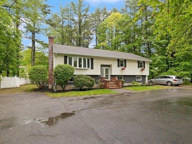house with 3 bedroom, Rowley MA ES104762456