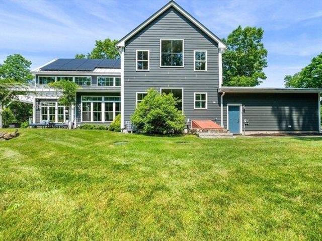 house with 3 bedroom, Rowley MA ES105122647