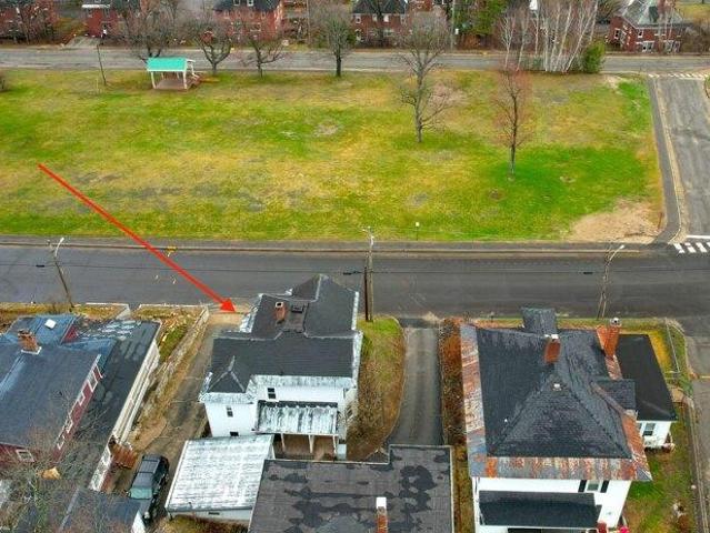 house with 3 bedroom, Rumford ME DS102827959