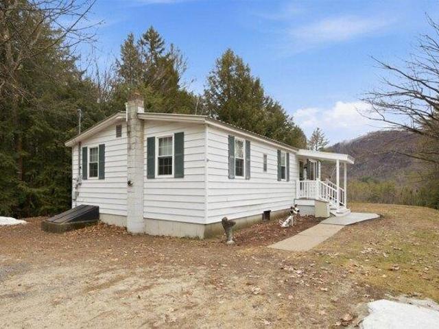 house with 3 bedroom, Rumney NH DS102119185