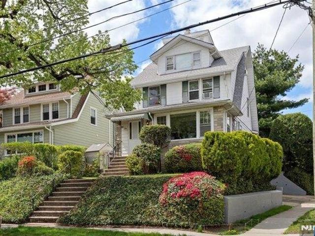 house with 3 bedroom, Rutherford NJ DLS101605188