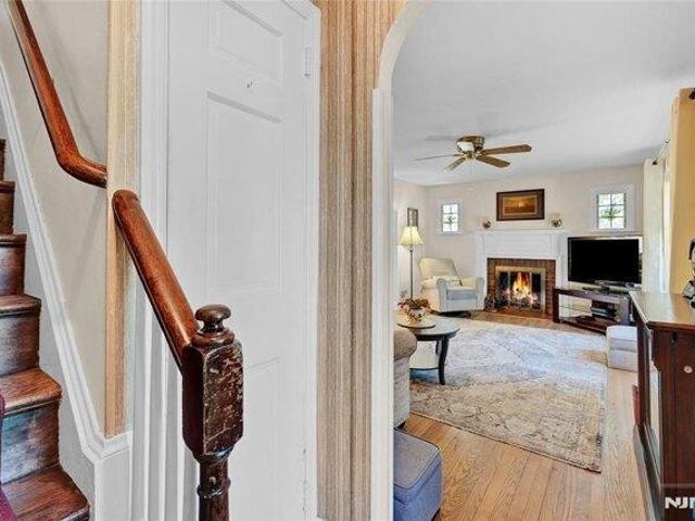 house with 3 bedroom, Rutherford NJ DS104234867