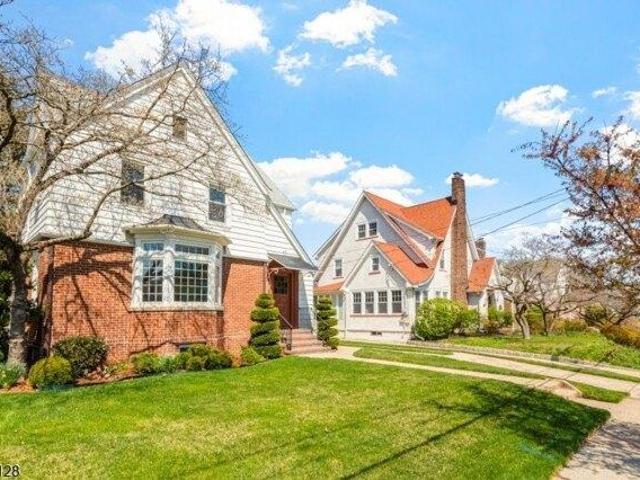house with 3 bedroom, Rutherford NJ ES104149141