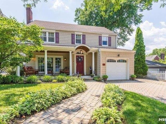 house with 3 bedroom, Rutherford NJ ES104833873