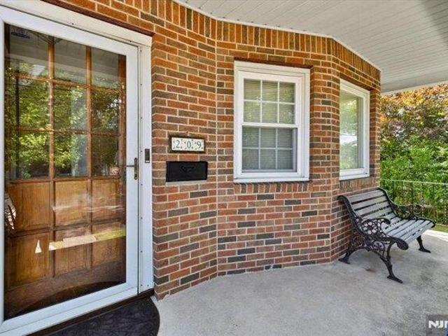 house with 3 bedroom, Rutherford NJ ES103185886