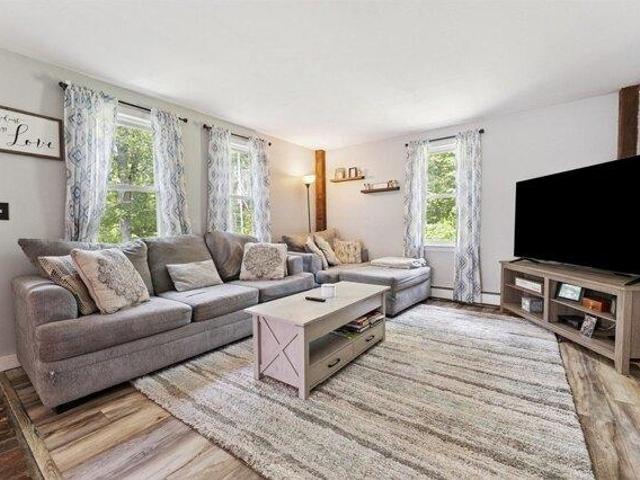 house with 3 bedroom, Rutland MA ES104189545