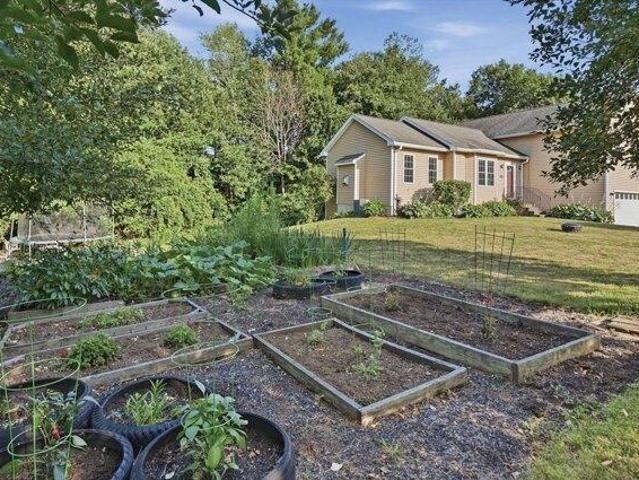 house with 3 bedroom, Rutland MA ES105082651