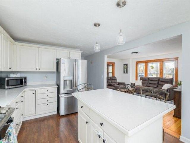 house with 3 bedroom, Rutland MA ES103250639