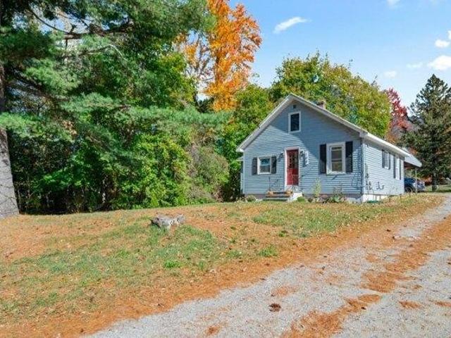 house with 3 bedroom, Rutland VT DLS102063749