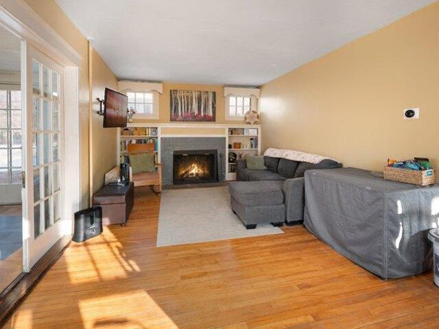 house with 3 bedroom, Rutland VT DLS103070288