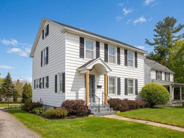 house with 3 bedroom, Rutland VT DS104233400