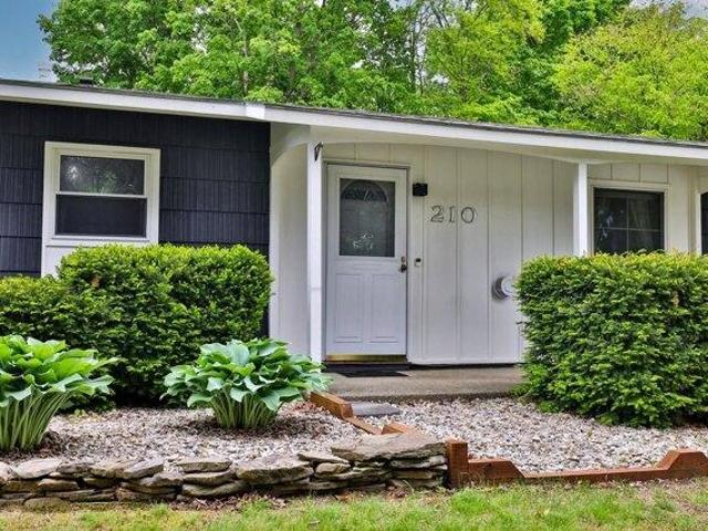 house with 3 bedroom, Rutland VT DS104264003