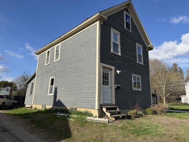 house with 3 bedroom, Rutland VT ES104481435