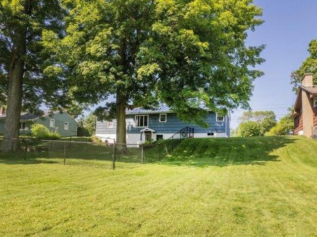 house with 3 bedroom, Rutland VT ES105191604