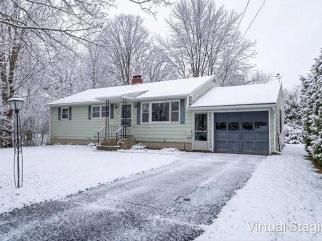 house with 3 bedroom, Rutland VT ES103128465