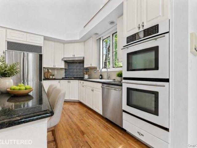 house with 3 bedroom, Rye Brook NY ES103621665