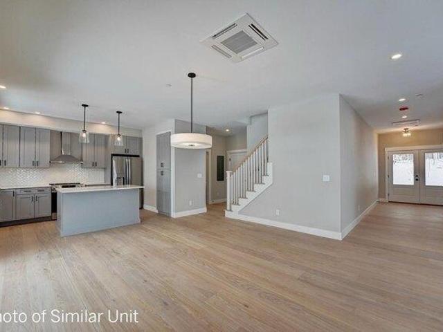 house with 3 bedroom, Rye NH DS102215326