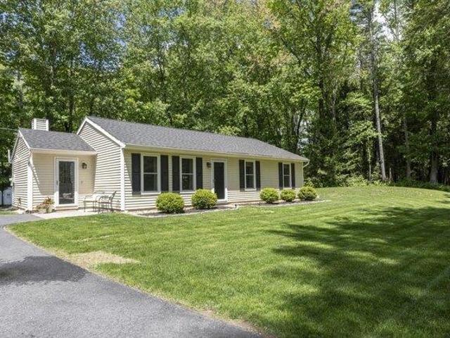 house with 3 bedroom, Scarborough ME DS103101043