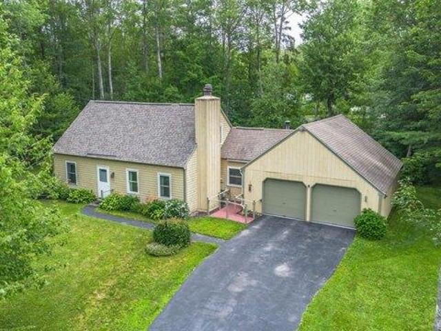 house with 3 bedroom, Scarborough ME DS104234107