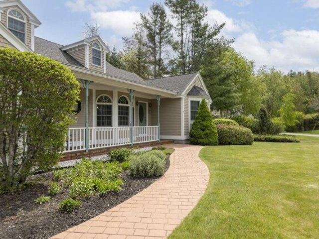 house with 3 bedroom, Scarborough ME ES103886926