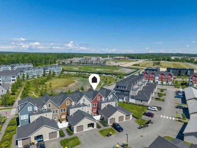 house with 3 bedroom, Scarborough ME ES103888554
